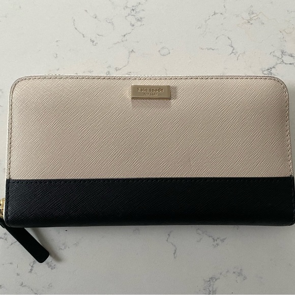 kate spade | Bags | Large Kate Spade Wallet | Poshmark